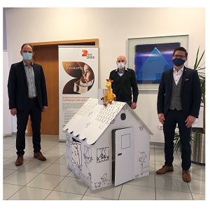 DS Smith sponsors 500 corrugated cardboard playhouses for children in ...